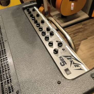Ampli Keyboard Peavey KB5 - Red Musik Bali